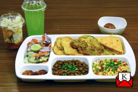 Iftar Thali on Offer at Desi Streat | The Kolkata Mail