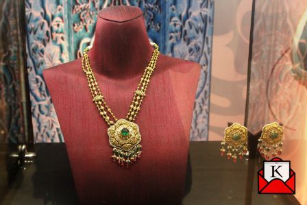 Tanishq's Festive Collection Alekhya Unveiled